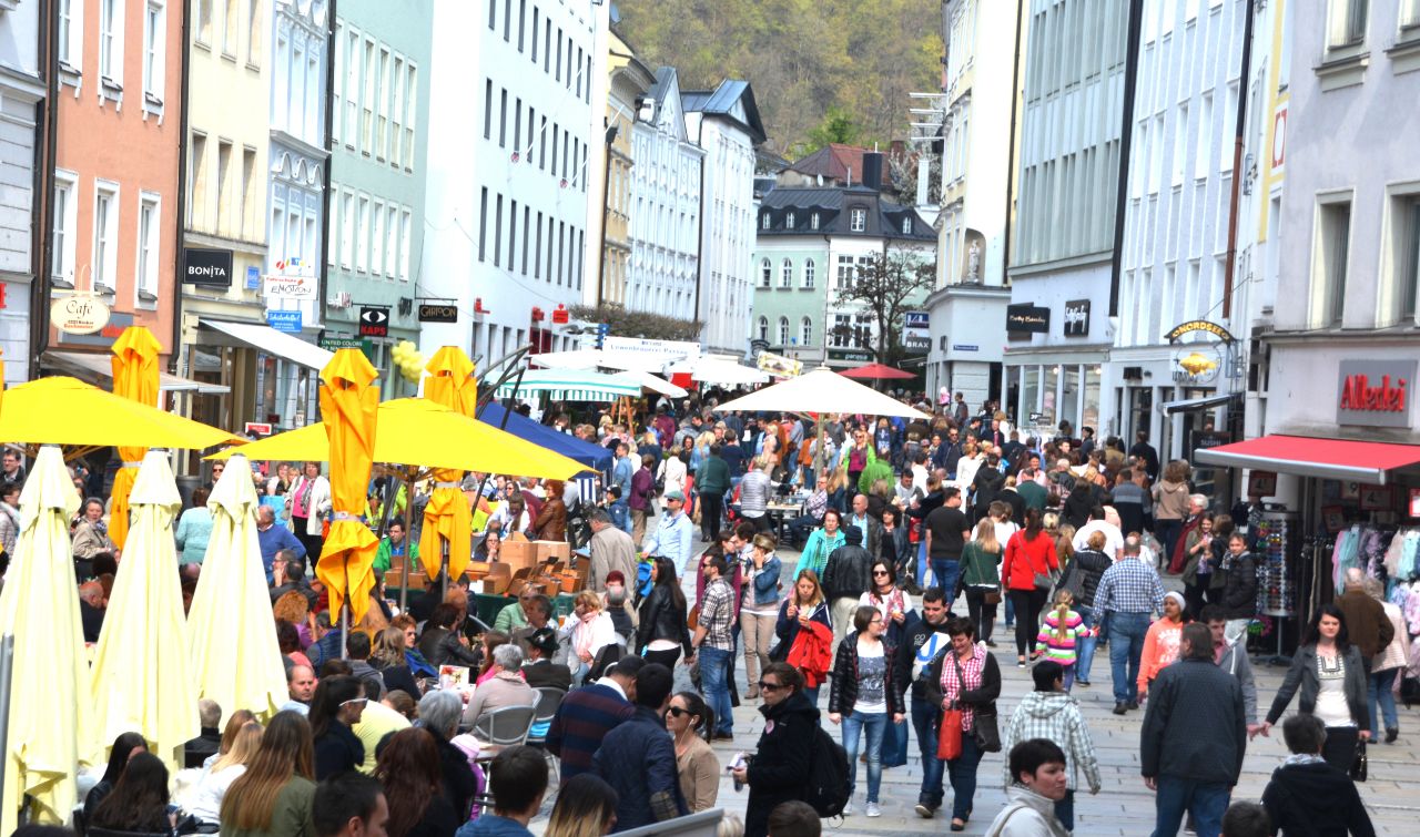 Herbstmarkt mit verkaufsoffenem Sonntag 2023 - City Marketing Passau Herbstmarkt mit verkaufsoffenem Sonntag 2023 - City Marketing Passau